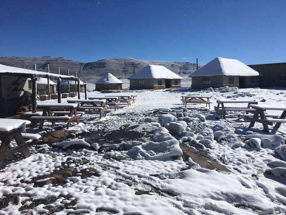 It's Turning into Snow-tober as it Snows AGAIN in KwaZulu-Natal ...