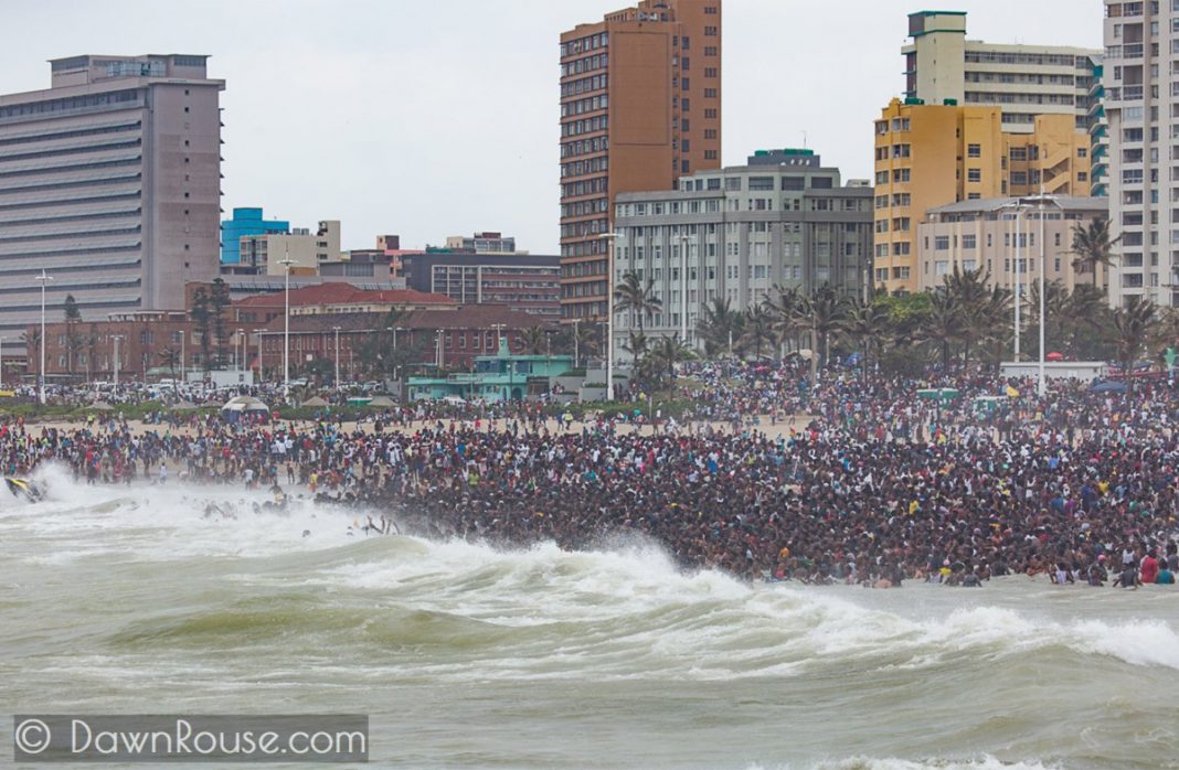 Photos Thousands Flock To Durban Beachfront New Years Day 2018