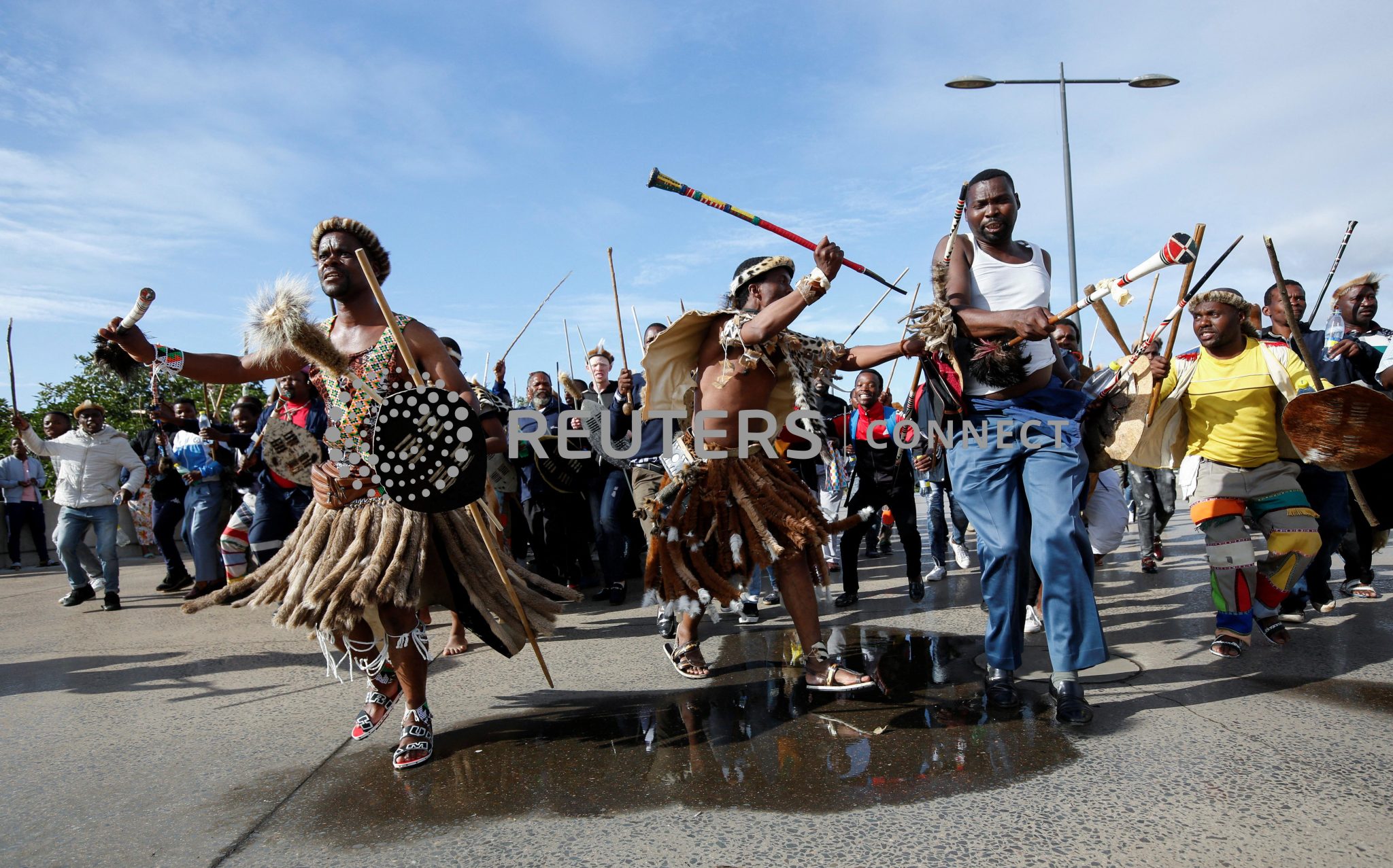 King Misuzulus Certificate Of Recognition Handover Gets Underway Sapeople Worldwide South