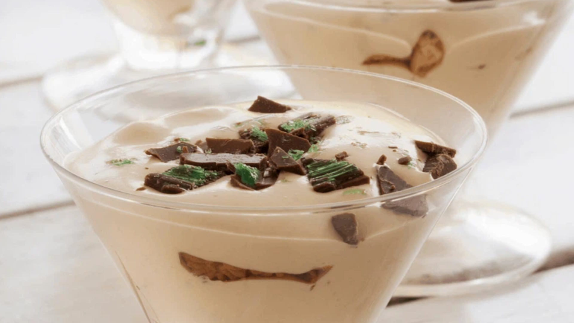 A South African favourite: Fancy peppermint crisp tart recipe